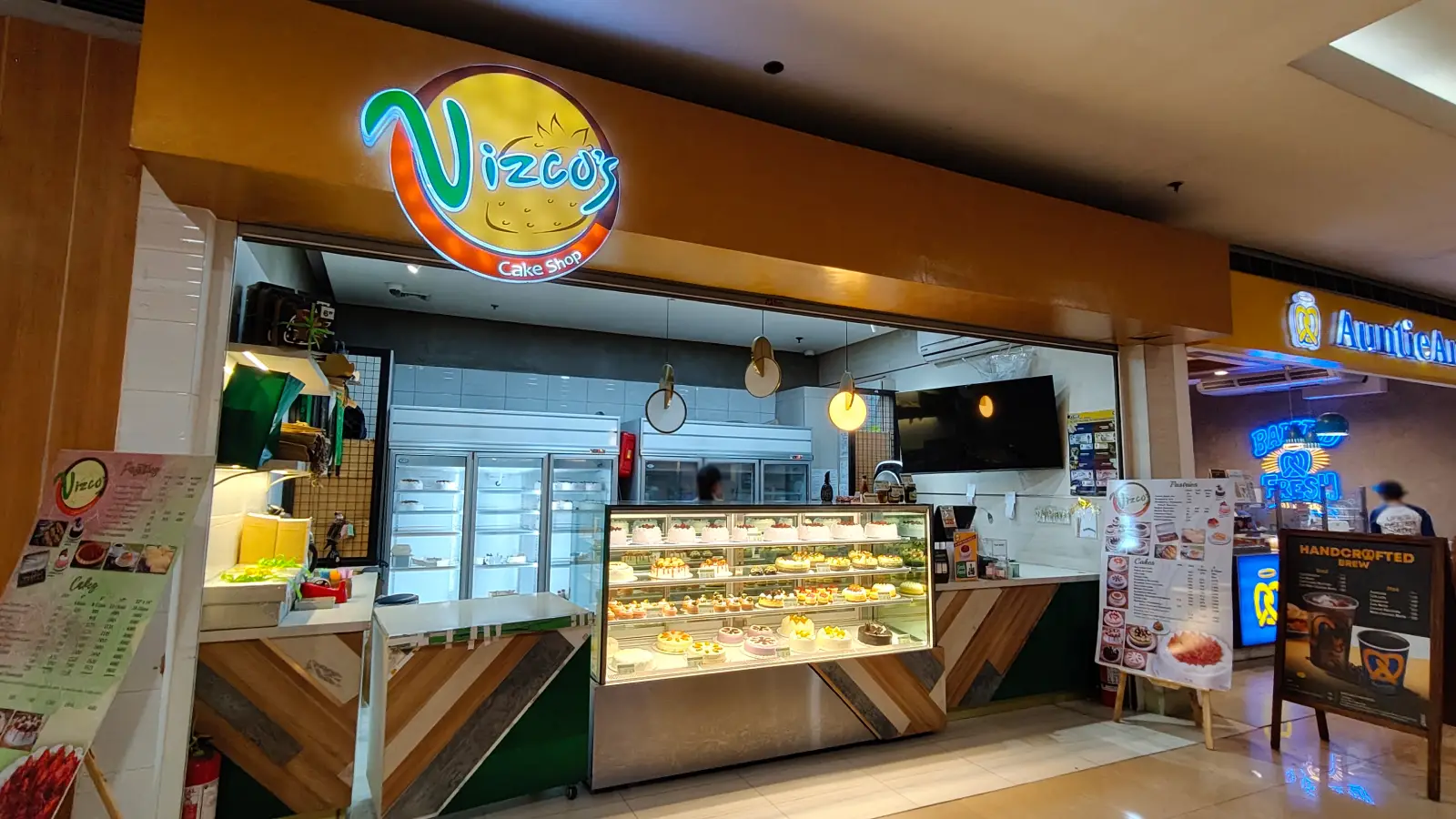Cake in SM Megamall - NOW INQUIRE: FOODS